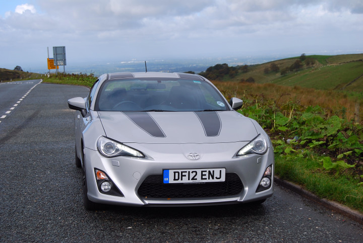 Toyota GT86 Automatic Review - Driving Torque