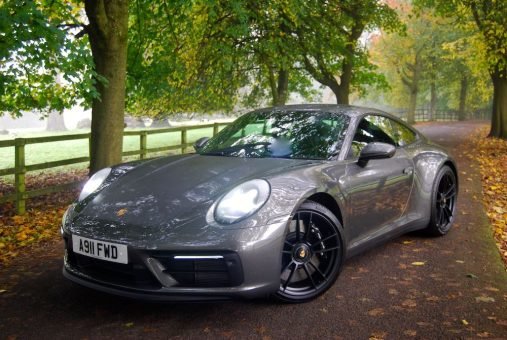 Porsche 911 Carrera 4 GTS Review - a super sports car - Driving Torque